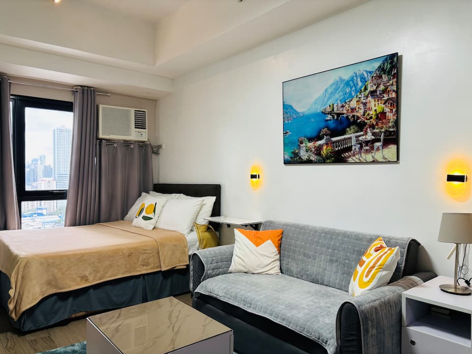 Cubao Vacation Rentals & Homes - Cubao, Quezon City, Philippines | Airbnb