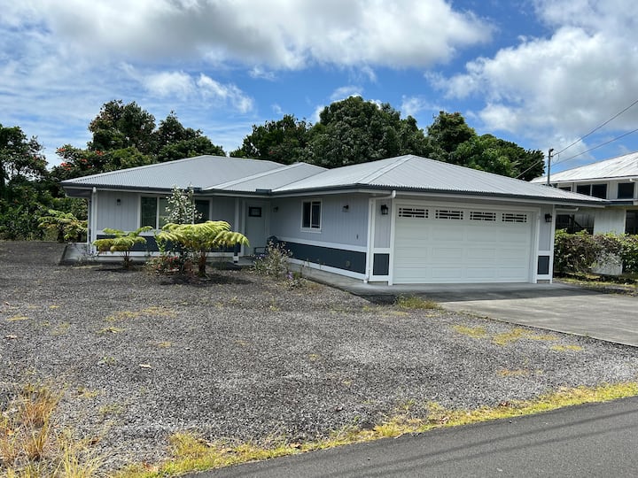 Hilo Hibiscus - Hilo, HI