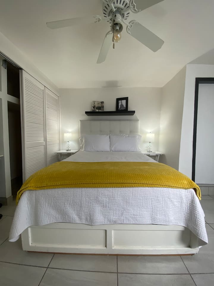 Bella Habitación Con Ac A 10min Consulado - Tijuana