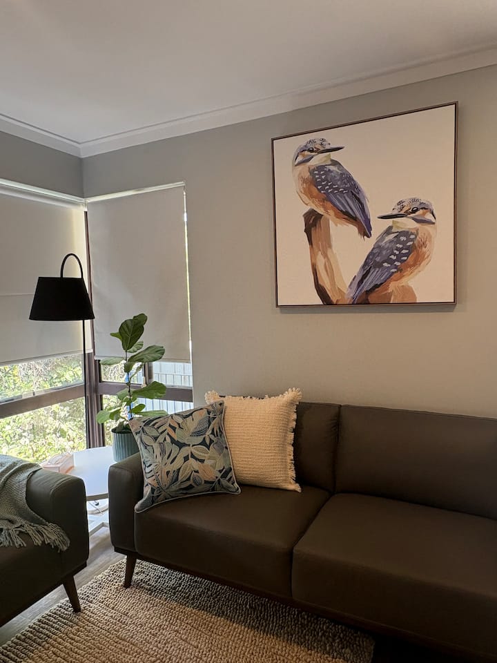 Candy’s Cosy Beachside Stay In Scarborough - Nedlands