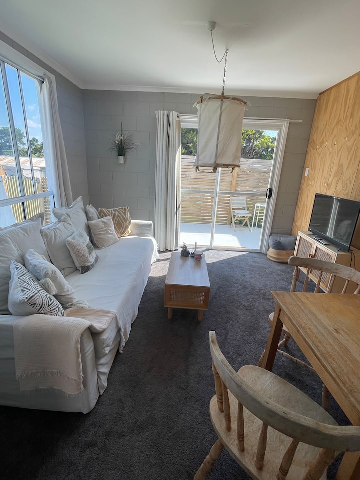 Backhouse Bicheno, Centre Of Town, 400m To Beach - 比舍諾