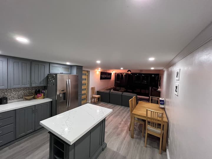 Serene Apt. Close To Mall With Modern Conveniences - Port of Spain