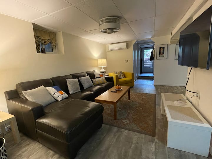 Cozy Garden Apt With Private Entrance - Brooklyn, NY