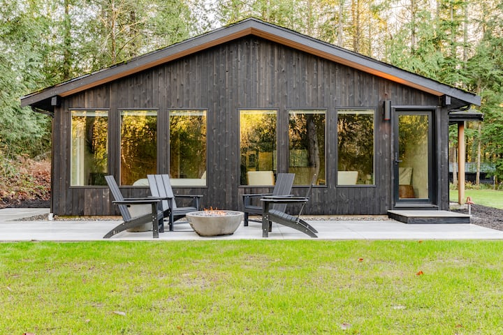 The Pacific Northwest Experience - Issaquah, WA