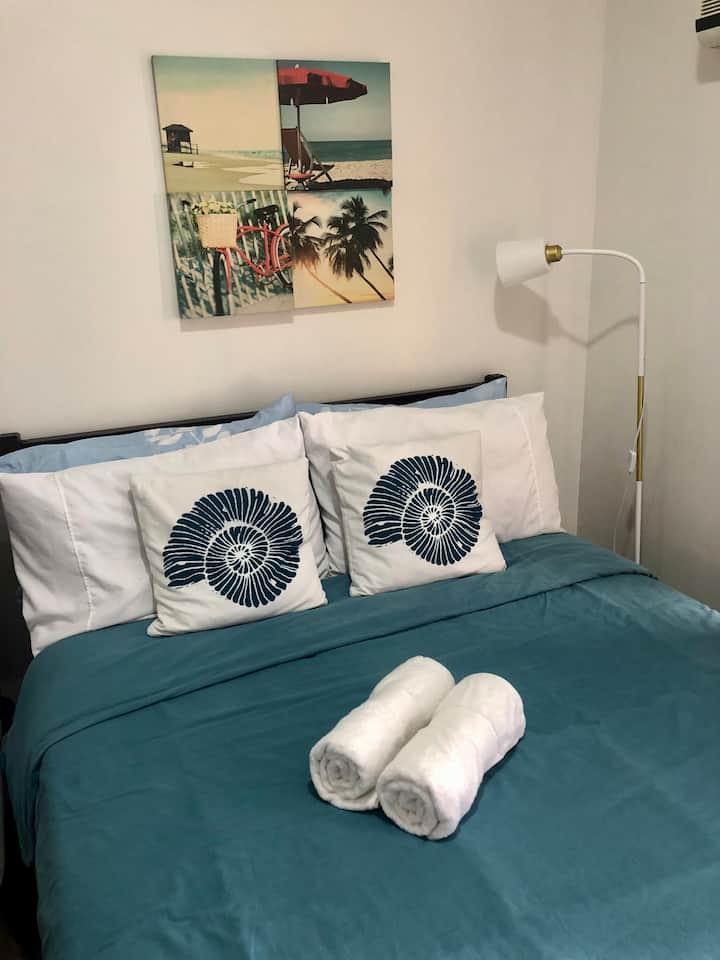 Homey Studio With Balcony Facing Manila Bay - Manila