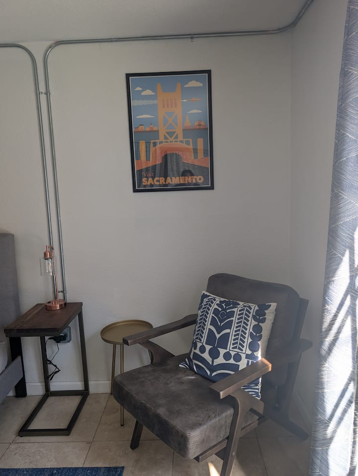 The Blue Lotus Guesthouse - Sacramento, CA