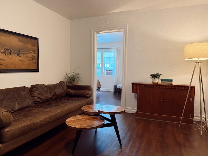 Walking Distance To The Plaza District•the Ellison - Deep Deuce - Oklahoma City