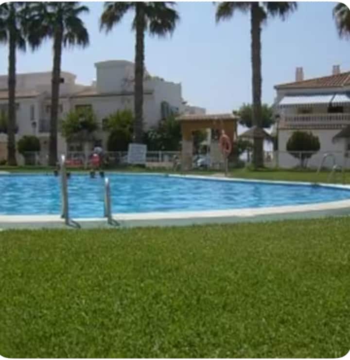 Casa Urbanización Primera Línea De Playa - Salobreña