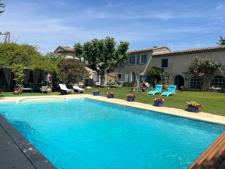 Loft Dans Mas En Pierre Du 19ème Avec Jardin - La pointe de l'aiguille
