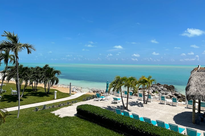Exquisite Luxury Oceanfront Complex Key Colony - Marathon, FL