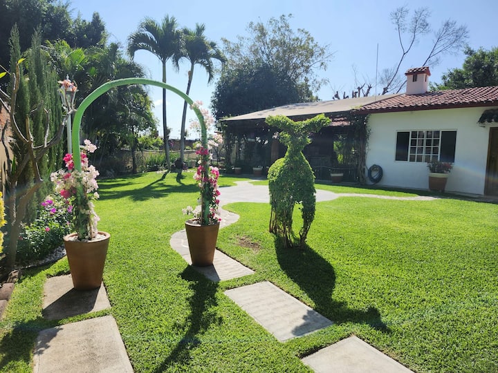 Warm And Quiet Accommodation With A Private Garden - Cuernavaca