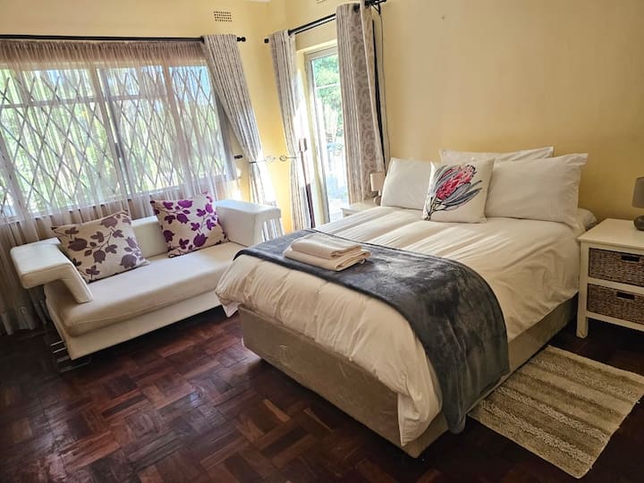 Self-catering, Solar & Wifi Ready Suite In Harare. - 