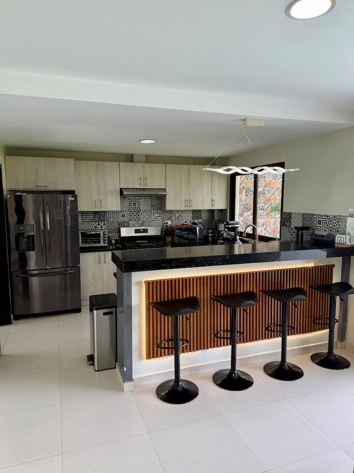 Greenside Santa Elena - San Salvador