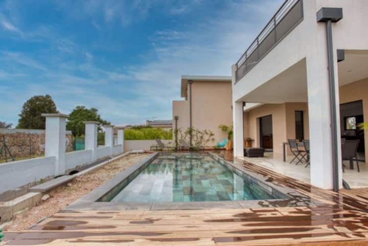Haut De Villa Avec Balcon - Saint-Aygulf
