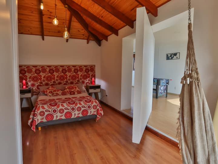 Casa Con Quincho, Playroom Y Jardín En Ushuaia - Ushuaia