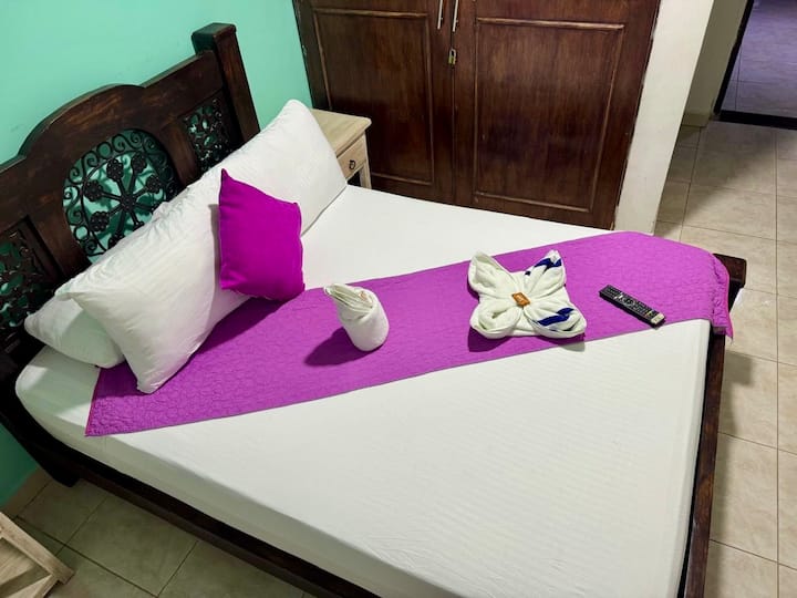 Private Room In Main Plaza. - Salento