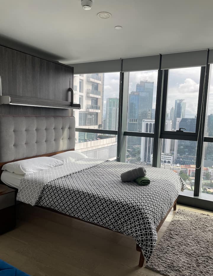 Stylish Makati Suite W/ Premium Amenities @ Spire - Manila