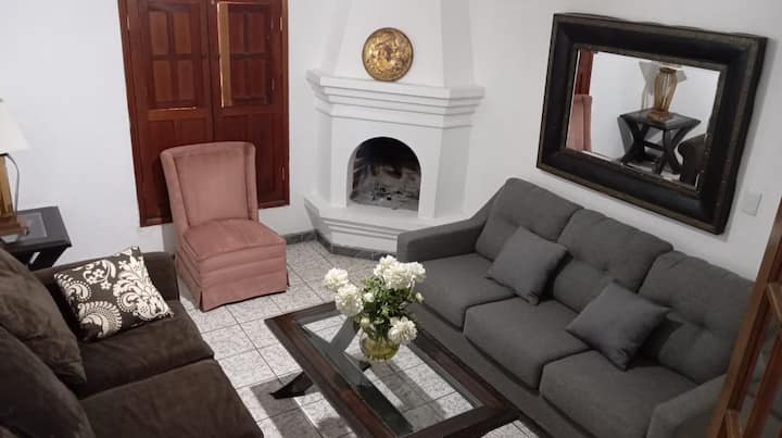 La Casa Del ÁLamo - Alamos