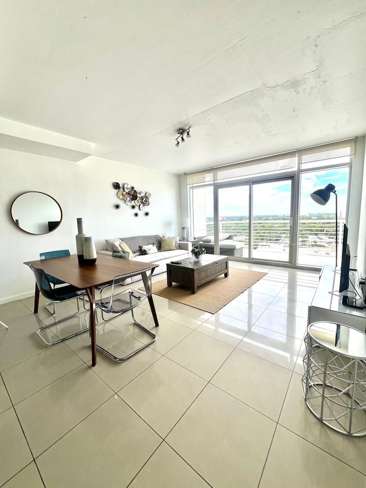 Midtown/wynwood Nice View Pool And Free Parking - Miami, FL