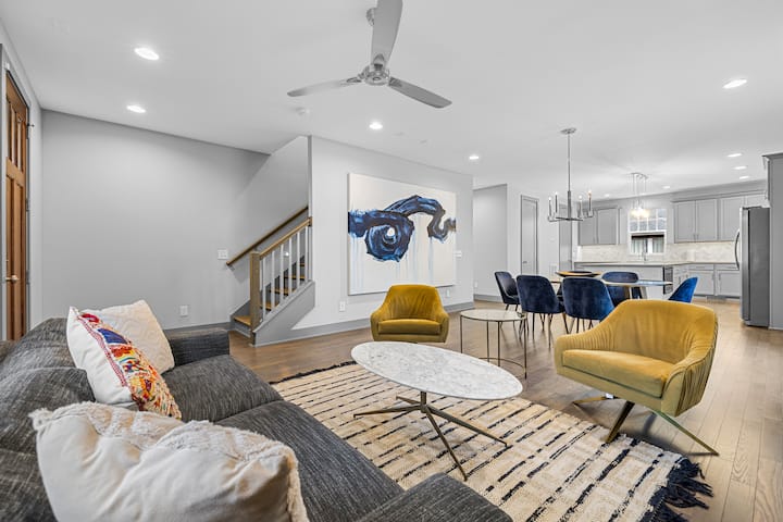 10 Min To Broadway! | Honeybee Home In Waverly - Brentwood, TN