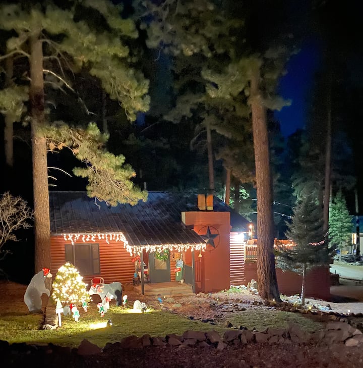 Troy’s Mt Retreat No Stairs/ One Level - Cloudcroft, NM