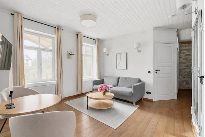 Authentic Kalamaja | Self Check-in + Free Parking - Tallin