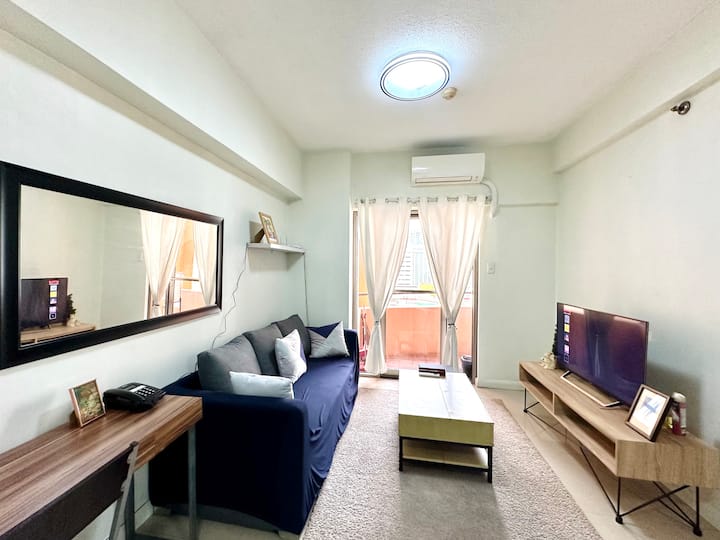 1 Br Unit Near Greenbelt Makati With Wifi - Makati