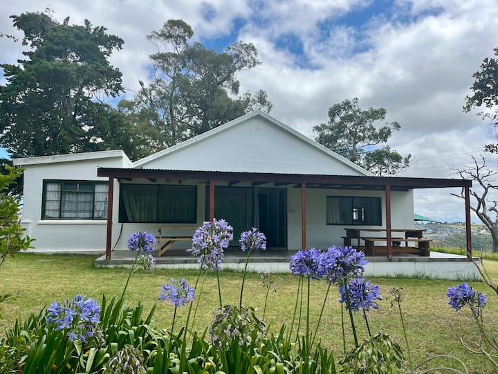 Spacious Cottage With Scenic Views - Wilderness