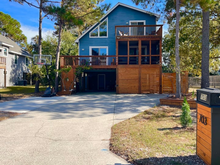 Sea To Sound+hottub+gas Grill+bikes+surfboards - Kitty Hawk Beach