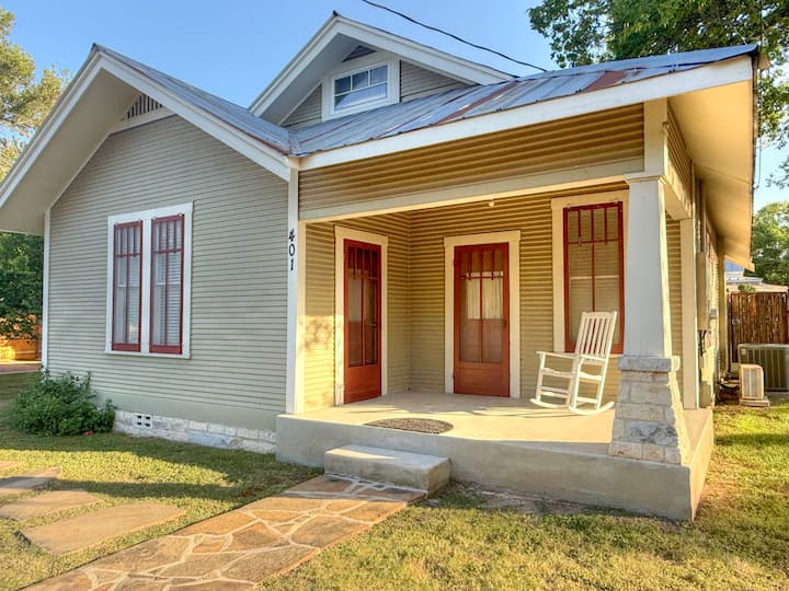 1 Block From Nimtz Museum, 2-3 Blocks To Downtown - Fredericksburg