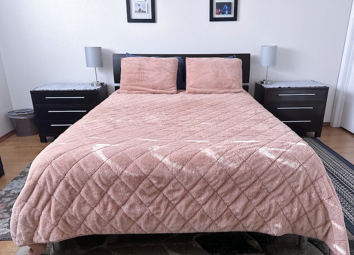 Cozy Getaway • Office Space • Private Yard - Flagstaff, AZ