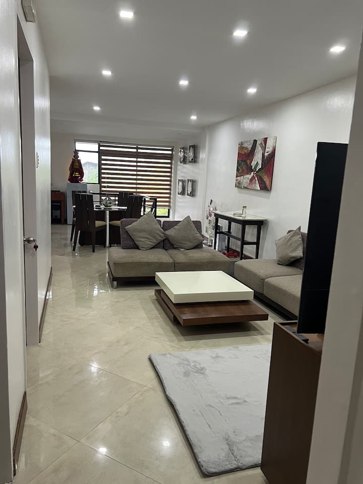 8 Bedrooms 5 Baths 3 Lounges House Mandaue Cebu - Cebu