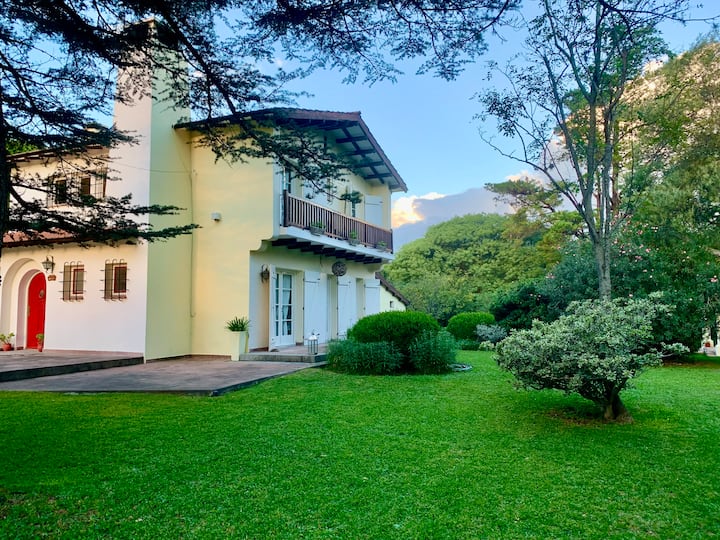 Immaculate Casona In Sierras De Cordoba/pool/bbq. - La Falda