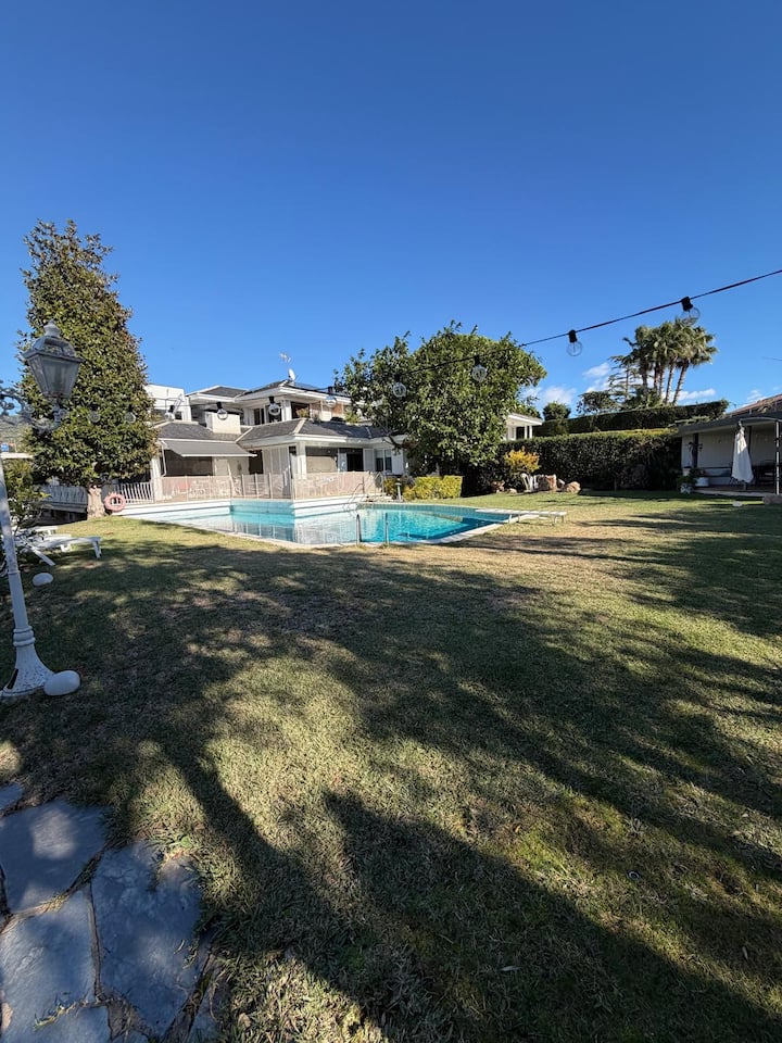 Apartamento Con Piscina Cerca De Barcelona - Montmeló