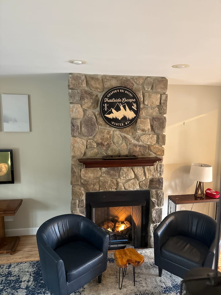 Massive Lux 3br Ski On/off Condo On Mtn.sleeps 12! - Hunter Mountain, NY