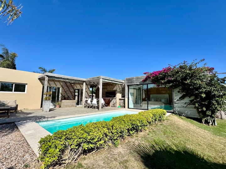 Modoavion A Metros De La Playa - Balneario Buenos Aires