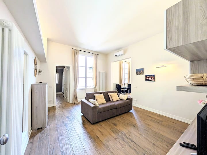 Santa Croce Dreams' Apartment - Florence
