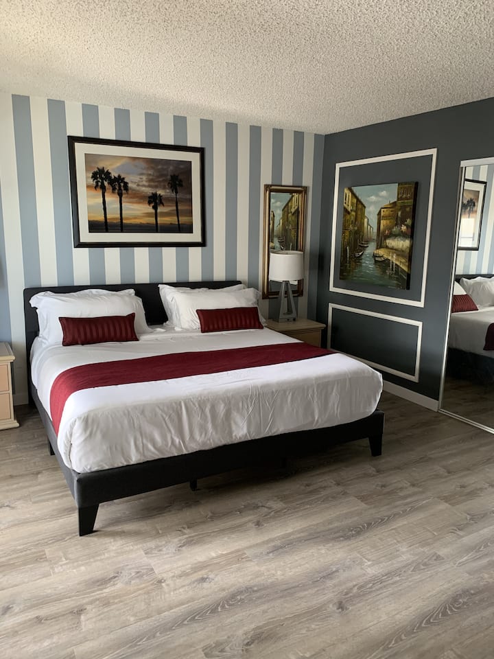 53 - Spacious Luxury King Ste (1 Bedroom, 2 Bath) - 팜스프링스