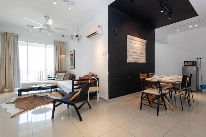 Projector | 3bedroom 3bath| 2 Parking| Netflix - Ipoh