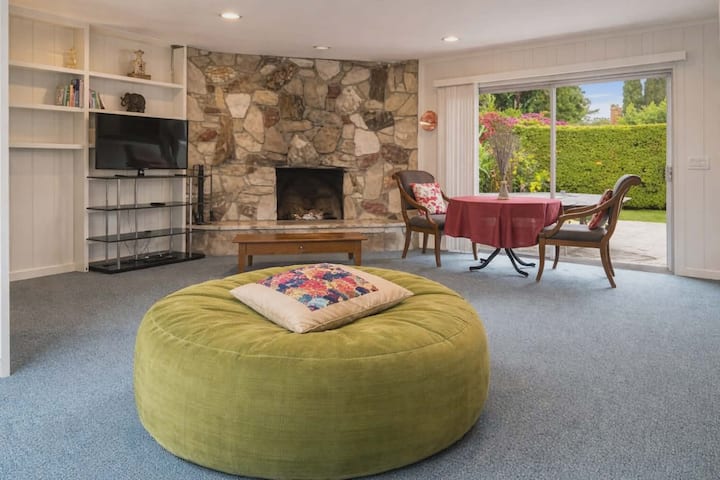 Quiet, Private Studio On Tree Lined Cul-de-sac - Culver City, CA