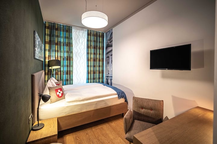 Schlafen Im Herzen Von Bern - Bern