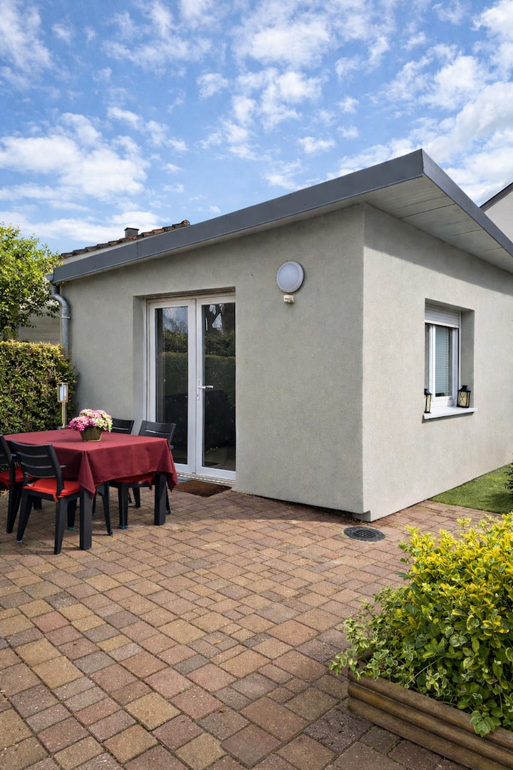Maisonnette Dans Notre Jardin, Le Confort Au Calme - Strasbourg