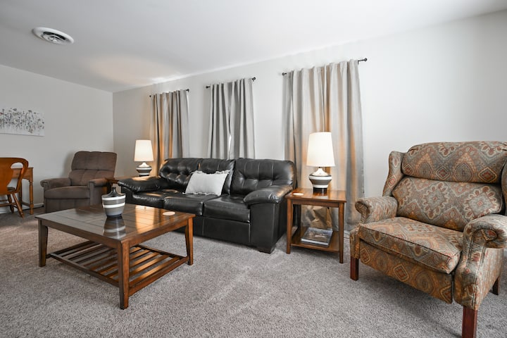 The Four Gables Suite 1 - Urbana, OH