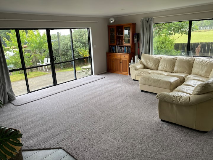 Close To Lakes, Forest And Town - Rotorua