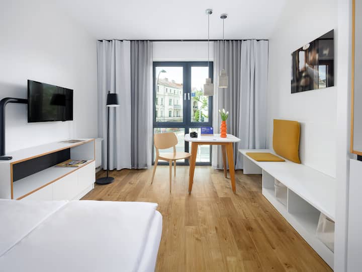 Smartments: Furnished Studio With Kitchenette - Berlin