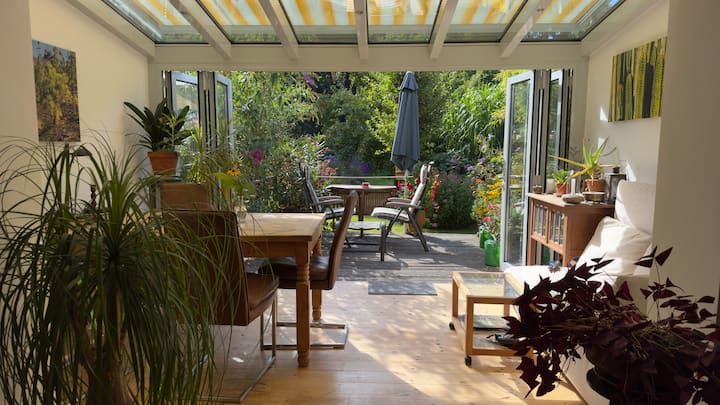 Cosy Rooms For A Relaxing Time - Hamburg