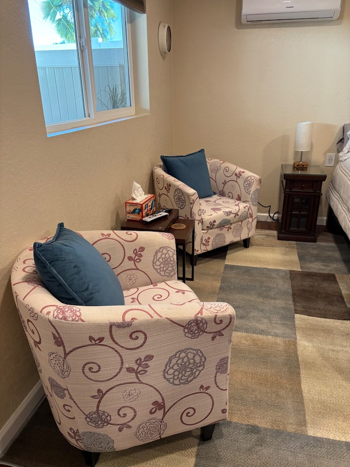 Cozy Bungalow With Private Patio /Whittier/ La/oc - Norwalk, CA