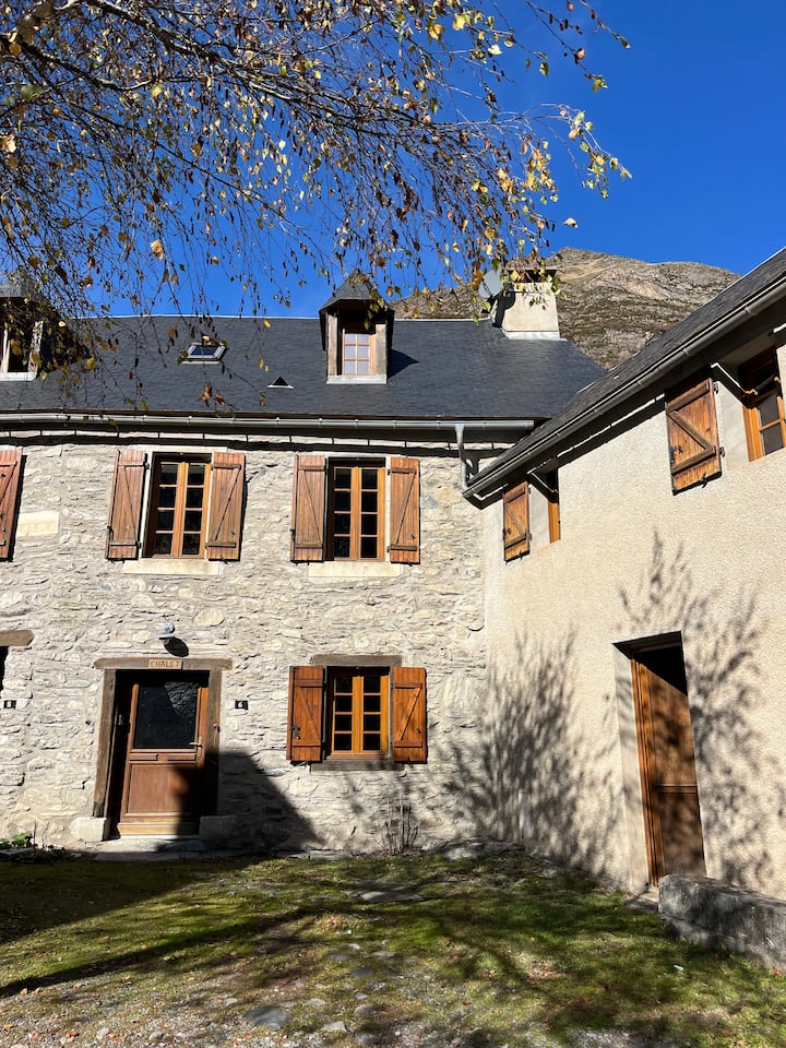 Chalet Familial Dans Petit Village - Saint-Lary-Soulan