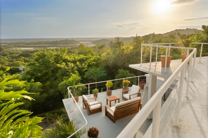 Casa Halcon - Nicaragua