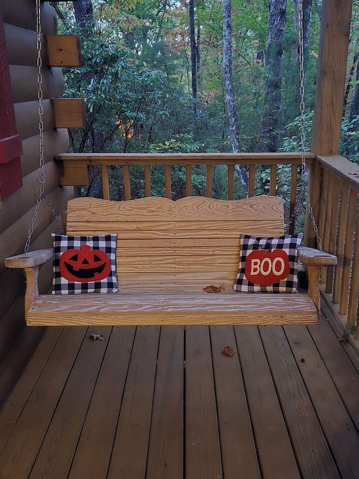 Hiker’s Dream By Ntl Forest—hottub/bigjacuzzi/dogs - Sautee Nacoochee, GA